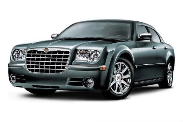 2004 Chrysler 300C SRT-8 - Wheel & Tire Sizes, PCD, Offset and Rims ...