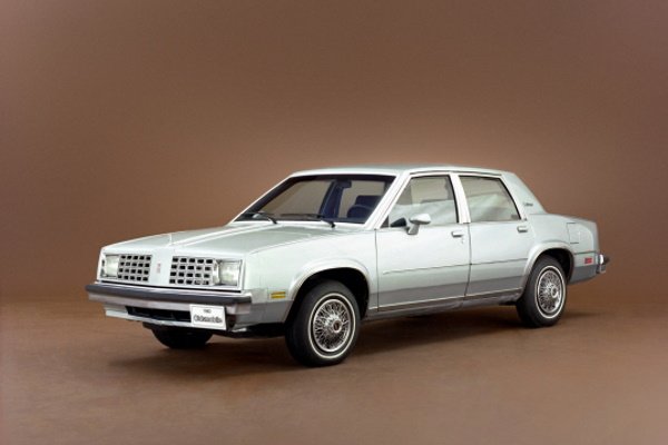 1981 Oldsmobile Omega - Wheel & Tire Sizes, PCD, Offset and Rims specs ...