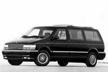 Chrysler Town & Country - Specs of rims, tires, PCD, offset for each ...