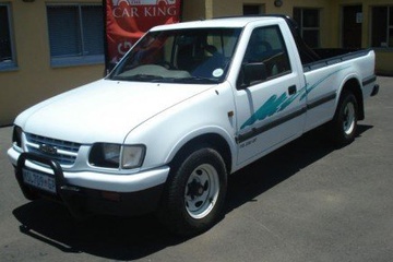 Isuzu KB - Specs of rims, tires, PCD, offset for each year and ...