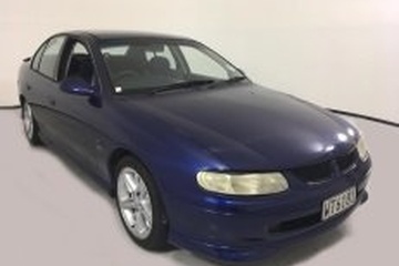 Holden Commodore III (VT) [1997 .. 2000] - Wheel & Tire Sizes, PCD ...